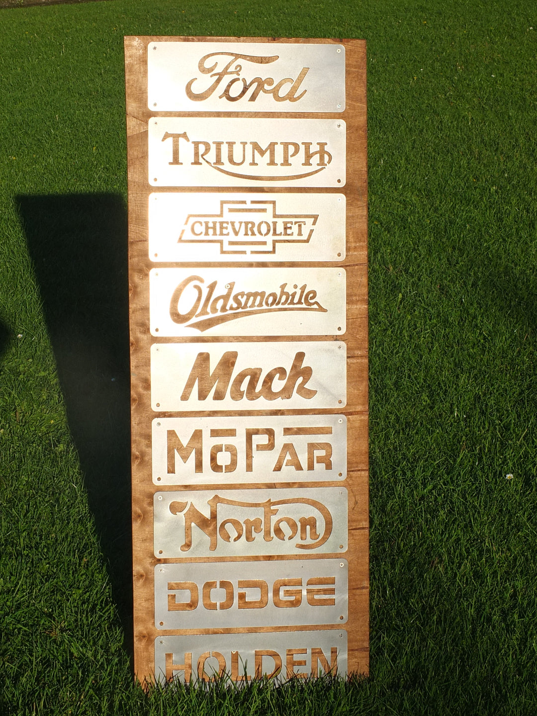 Automotive Signs – White Fire - Metal Craft, Signwriting, Airbrushing